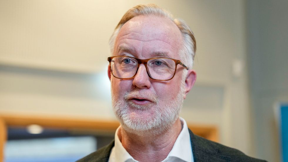 L vill ha EU-polis mot gängen L vill ha EU-polis mot gängen