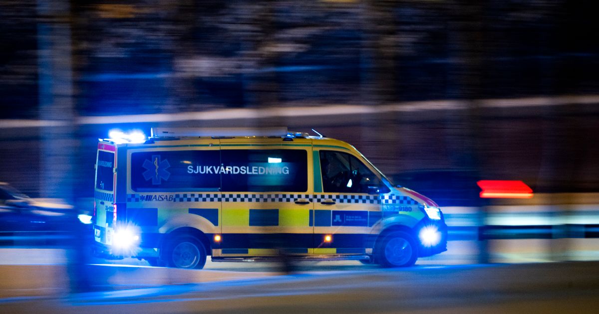 Två allvarligt skadade efter påkörning | SvD Två allvarligt skadade efter påkörning | SvD